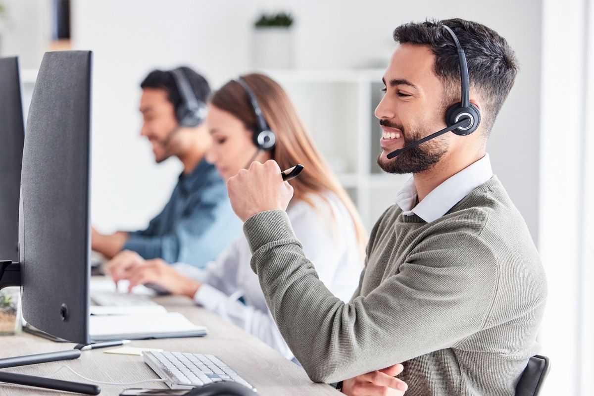 What Is a Virtual Assistant, and What Does One Do?